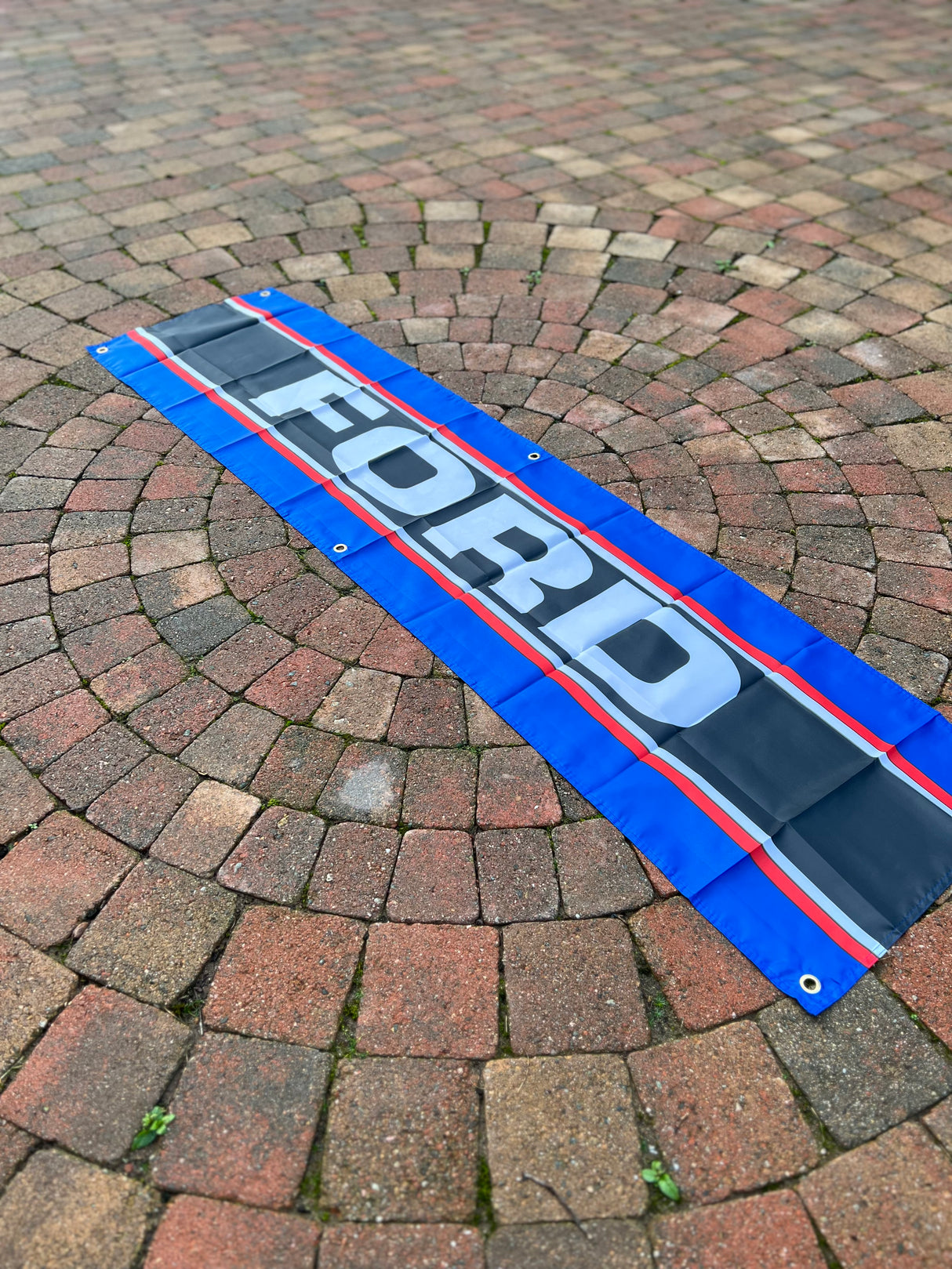 LIMITED EDITION Vintage Ford Banner – Blade Performance