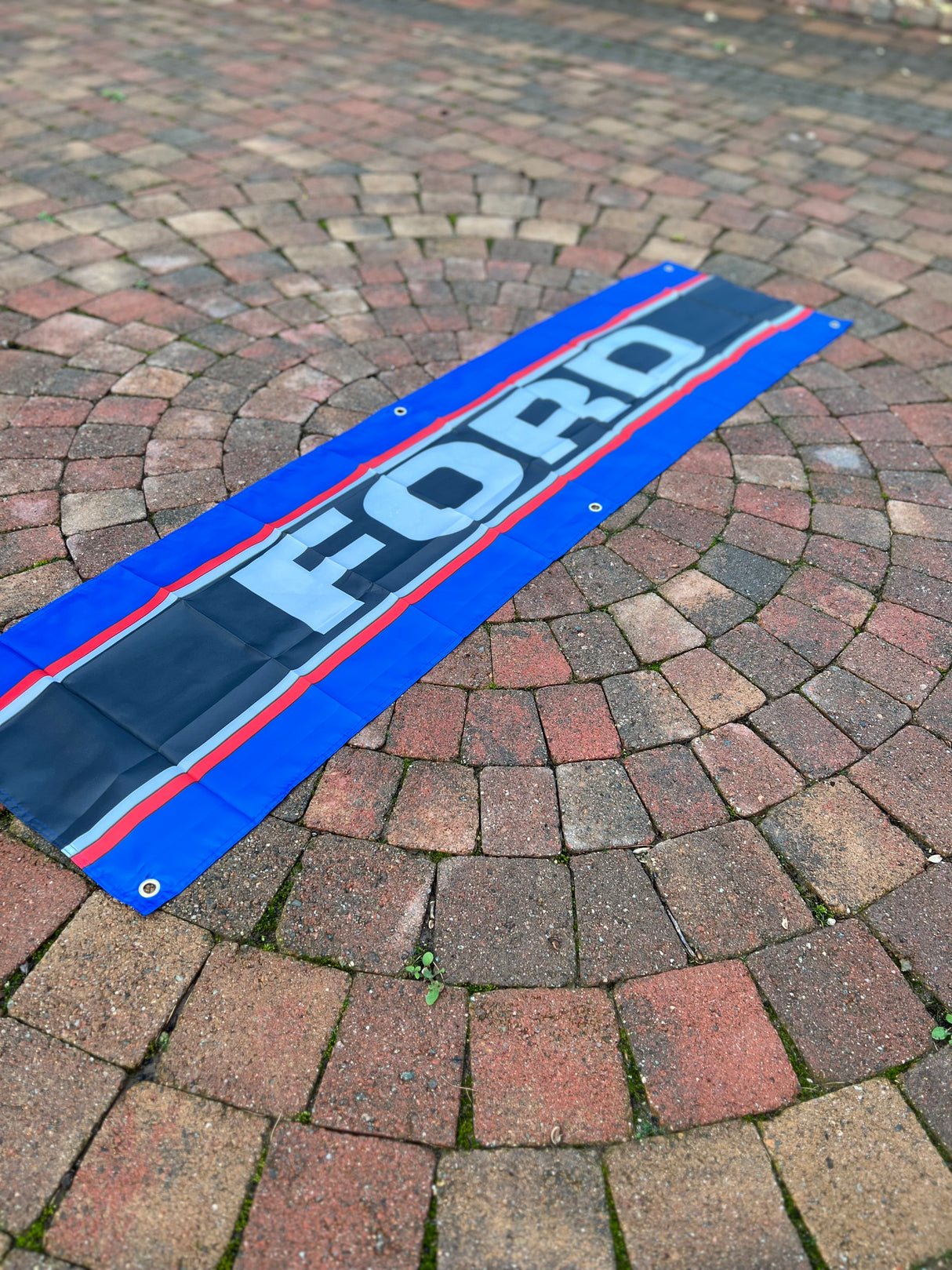 LIMITED EDITION Vintage Ford Banner – Blade Performance