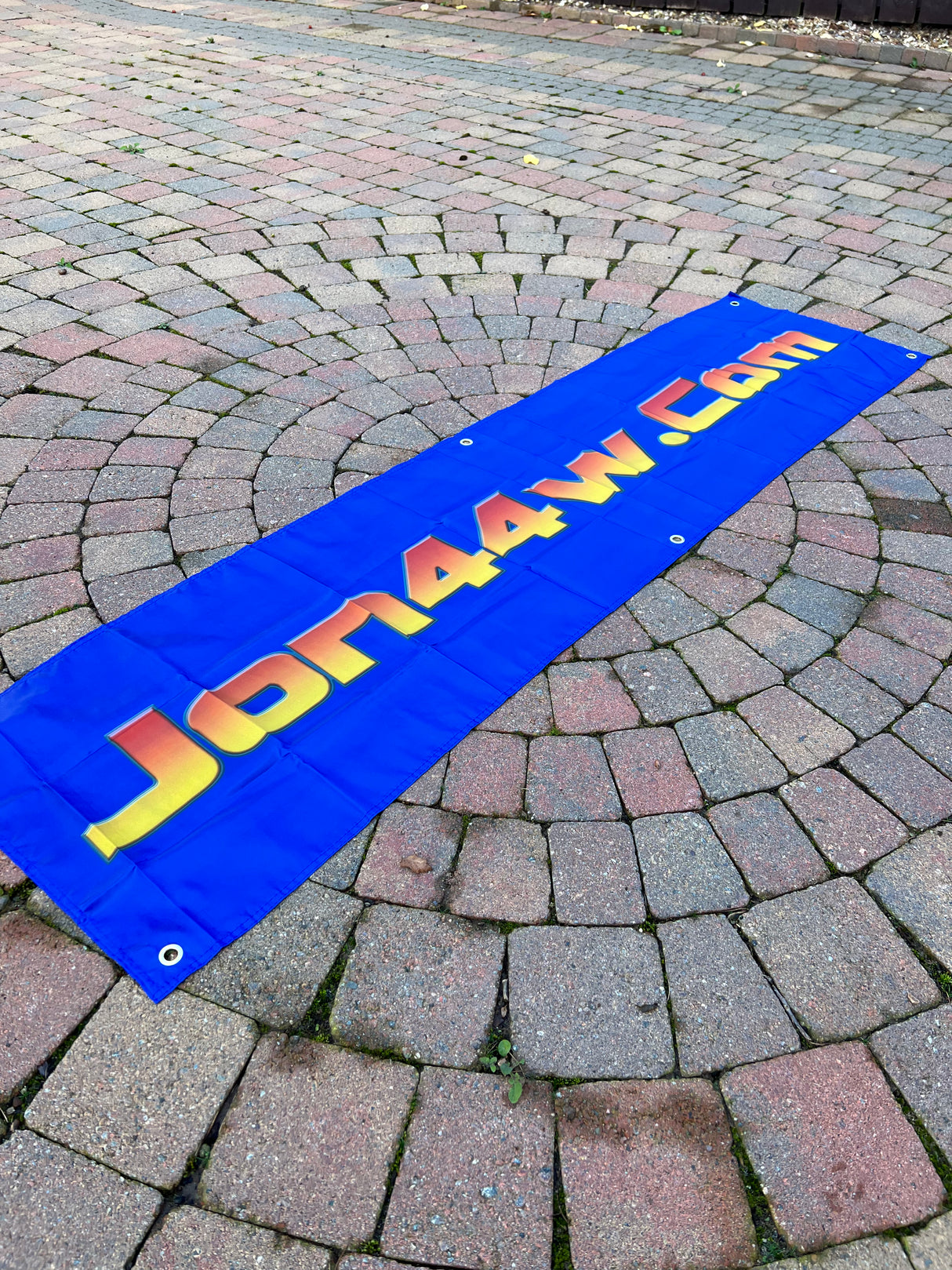 LIMITED EDITION Jon44w.com Banner – Blade Performance