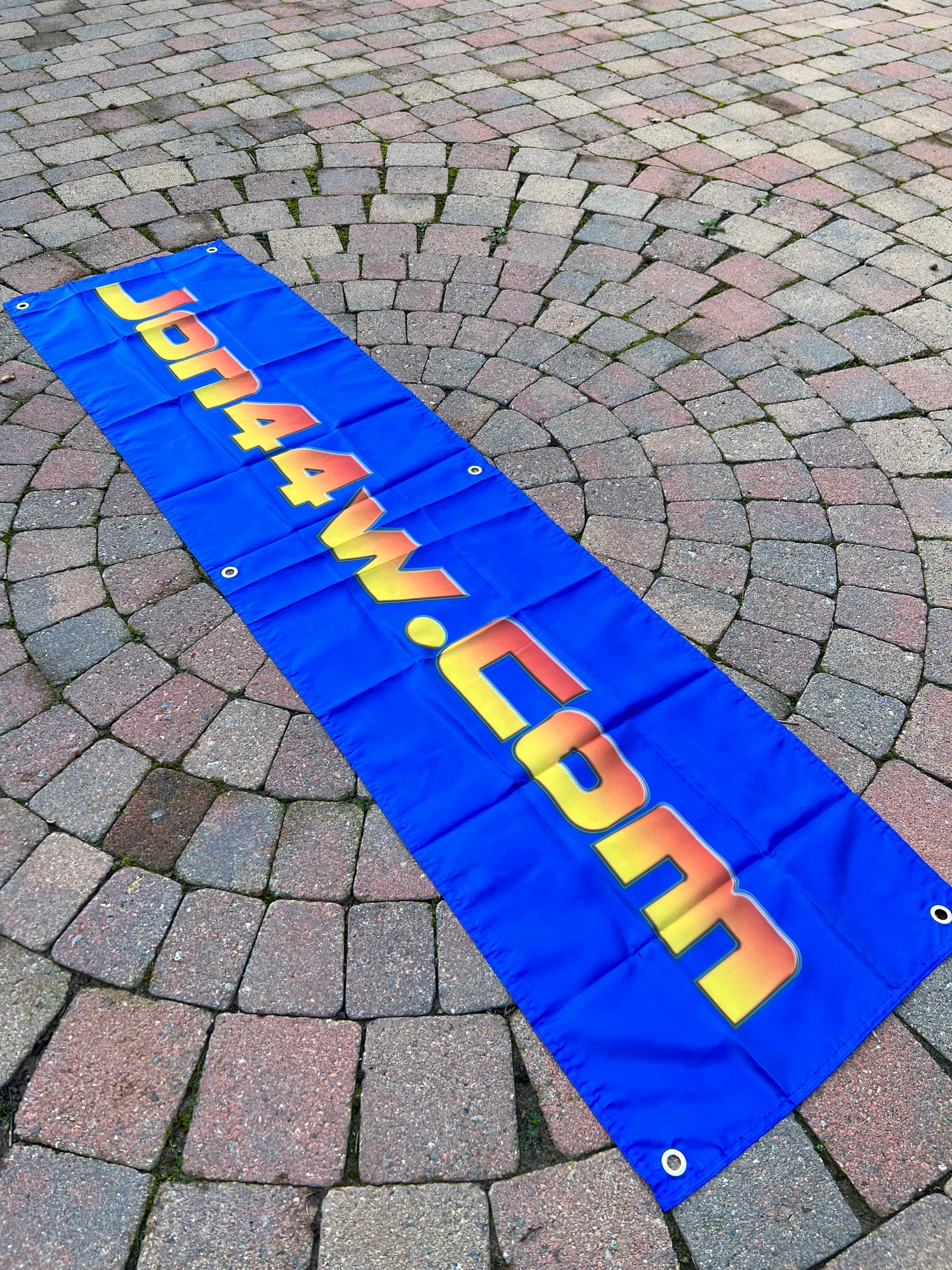 LIMITED EDITION Jon44w.com Banner – Blade Performance