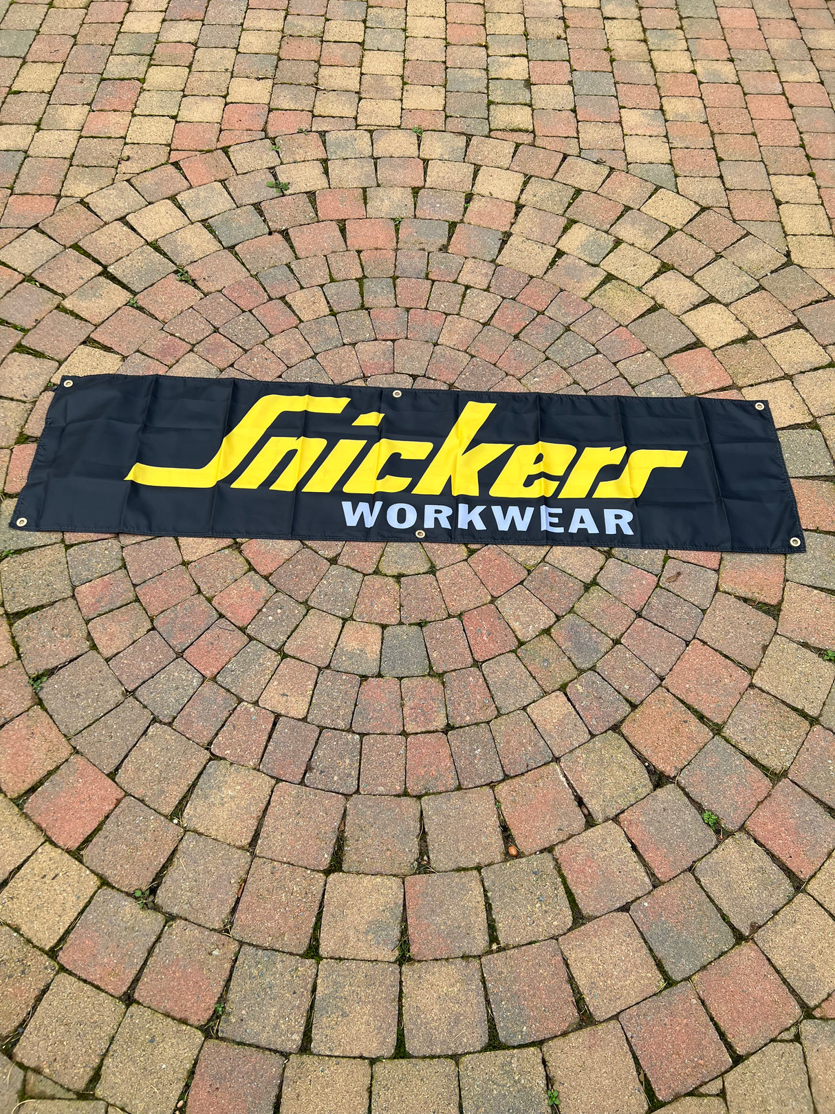 Snickers Banner – Blade Performance