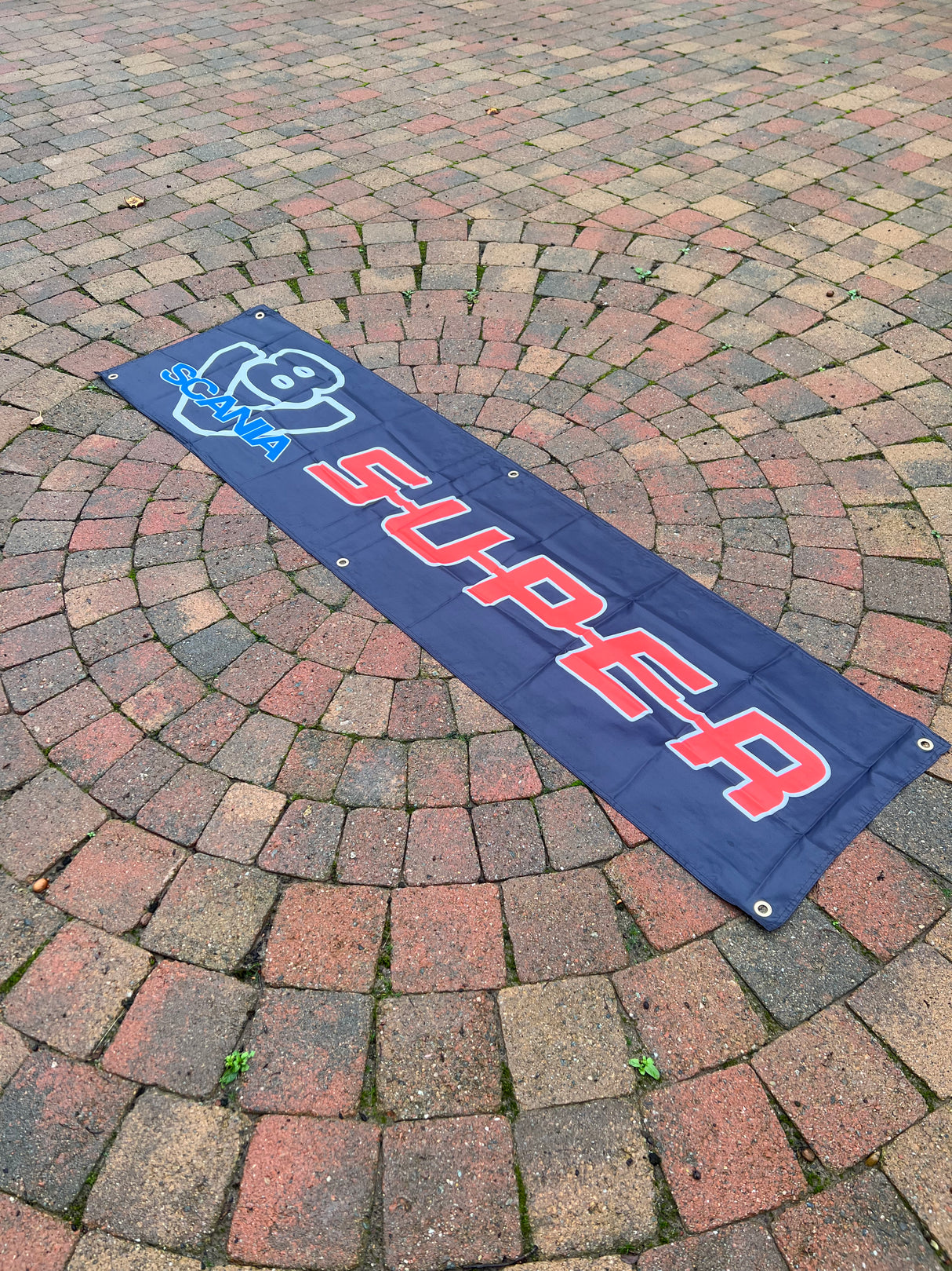 LIMITED EDITION V8 Scania Banner – Blade Performance